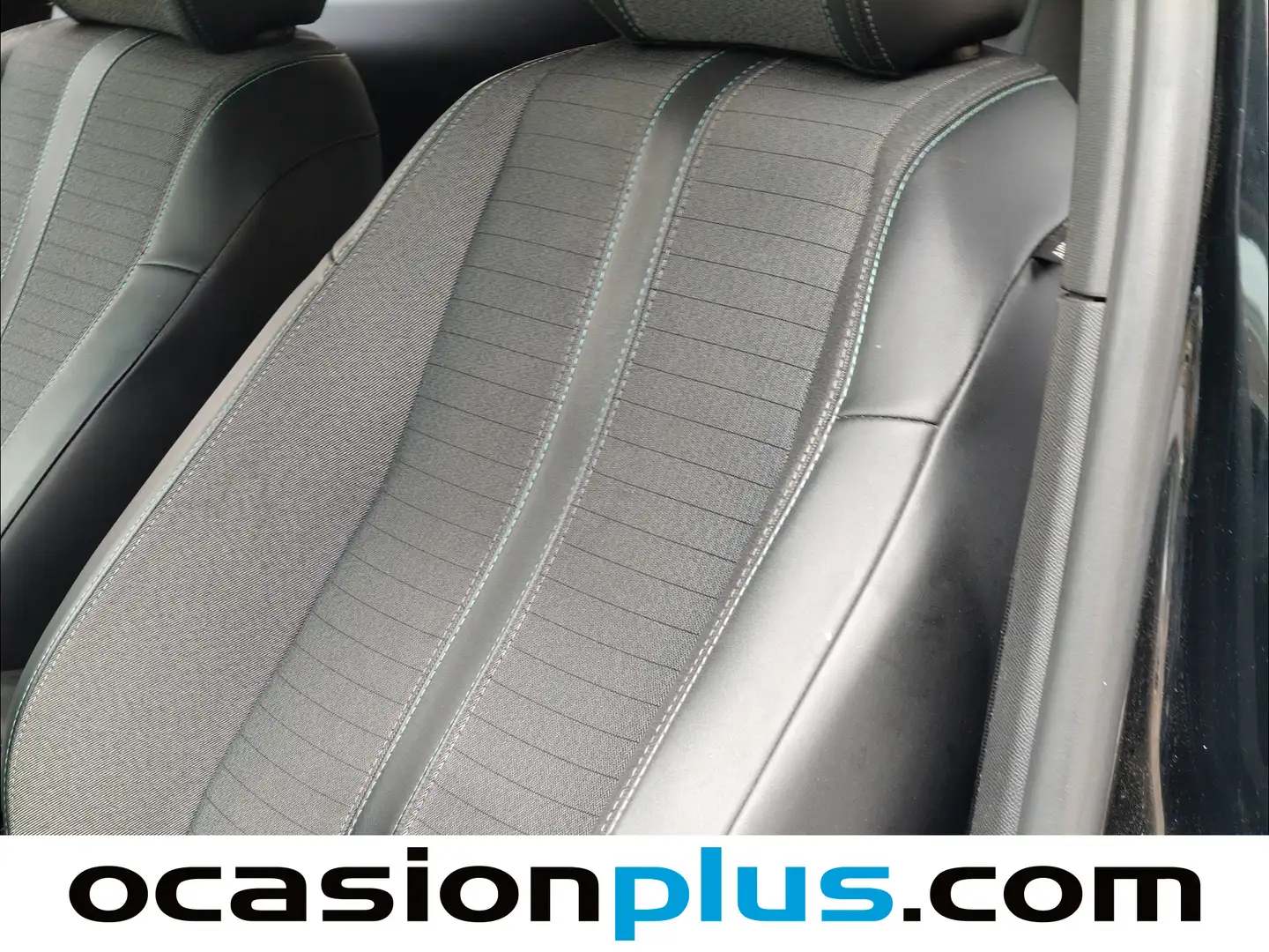 Peugeot 2008 PureTech 130 S&S Allure Pack EAT8 (130 CV) - 15490€ en Zaragoza